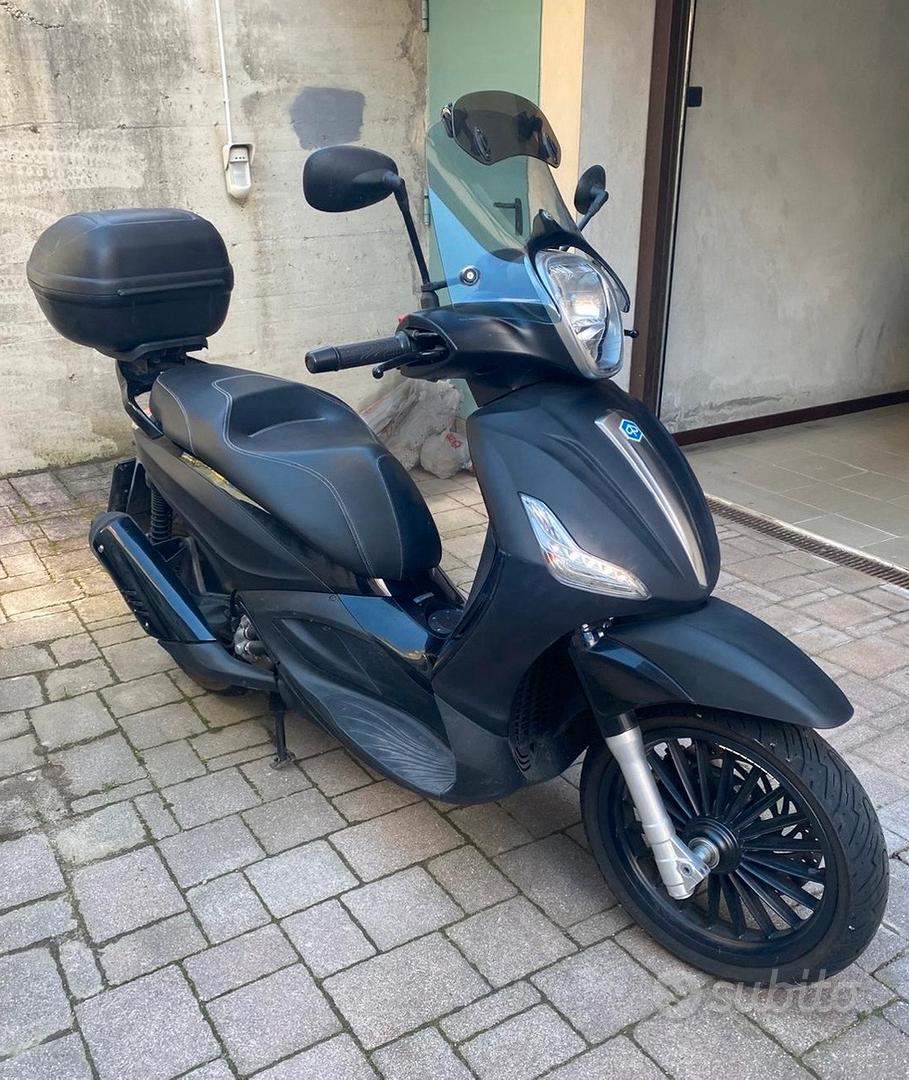 Piaggio Beverly 300 - Moto e Scooter In vendita a Torino