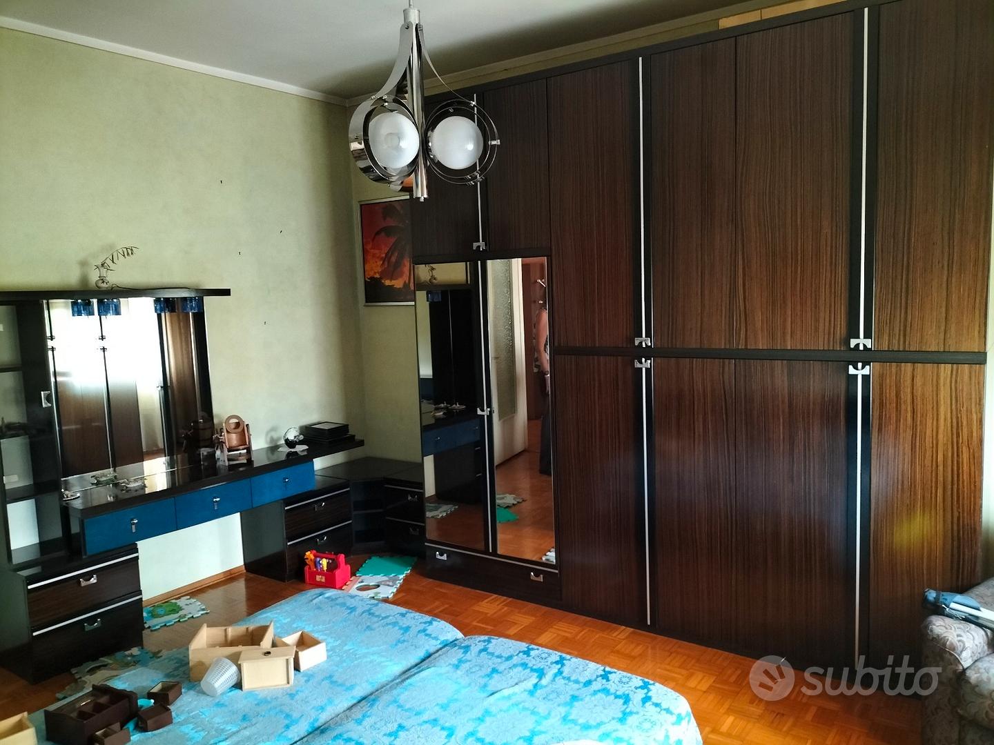 camera da letto anni 70 / 80 testiera con radio - Arredamento e ...