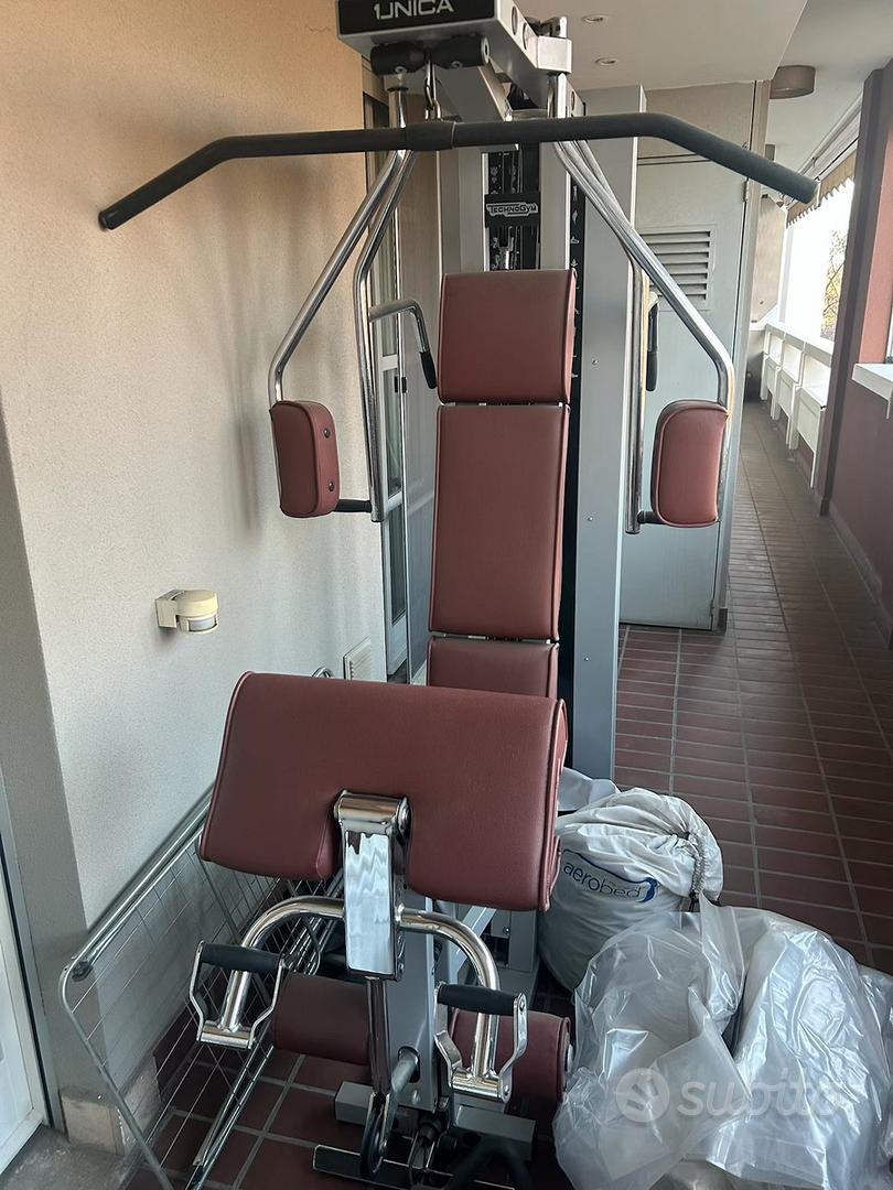 Technogym UNICA multifunzionale palestra - Sports In vendita a Milano