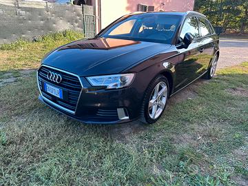 Audi A3 2017 150 cavalli motore 2000 - Auto In vendita a Modena