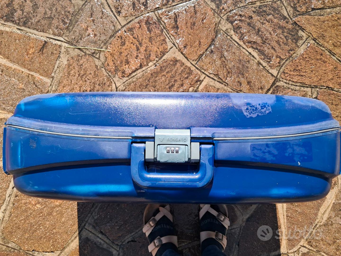 Valigia Roncato SFERA con rotelle e combinazione. - Arredamento e ...