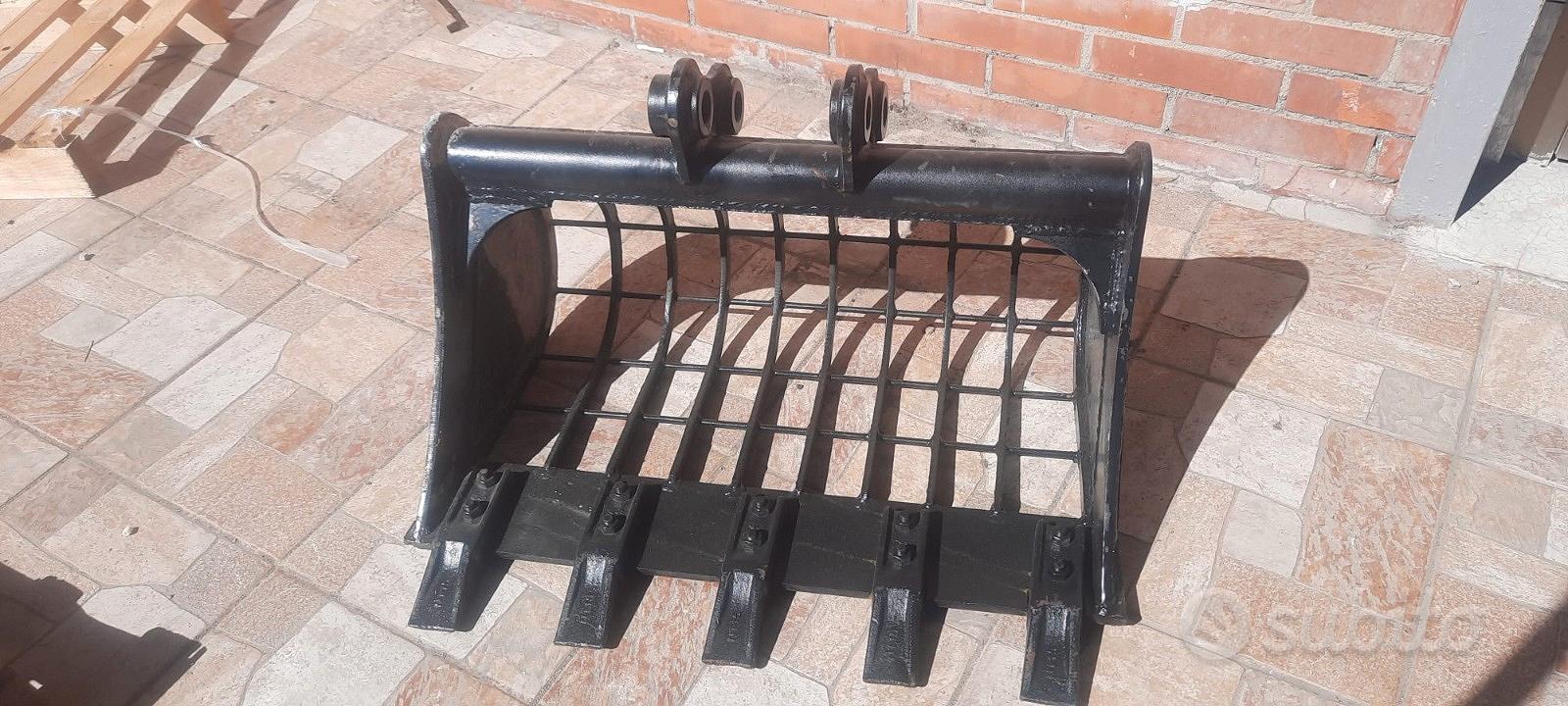 Subito - VALLEDORATA MACCHINE - BENNA NUOVA grigliata - Veicoli ...