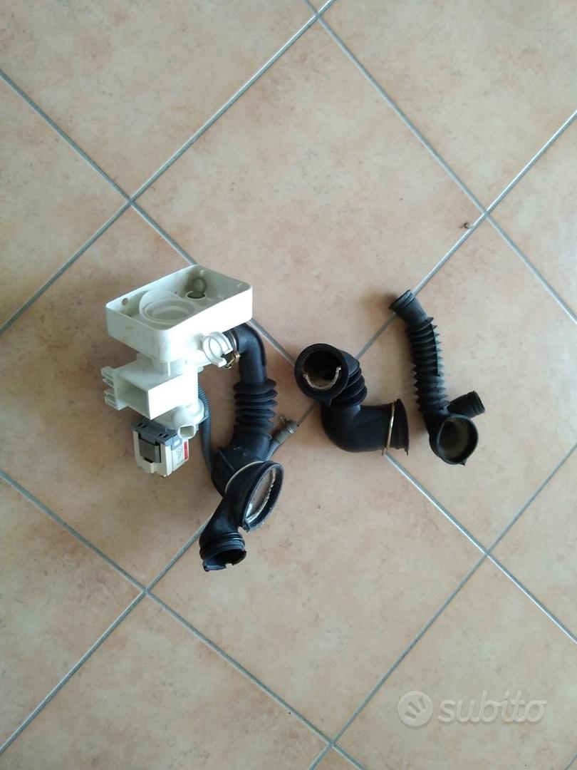 Ricambi lavatrice Rex : pompa di scarico e tubi - Elettrodomestici In vendita a Mantova