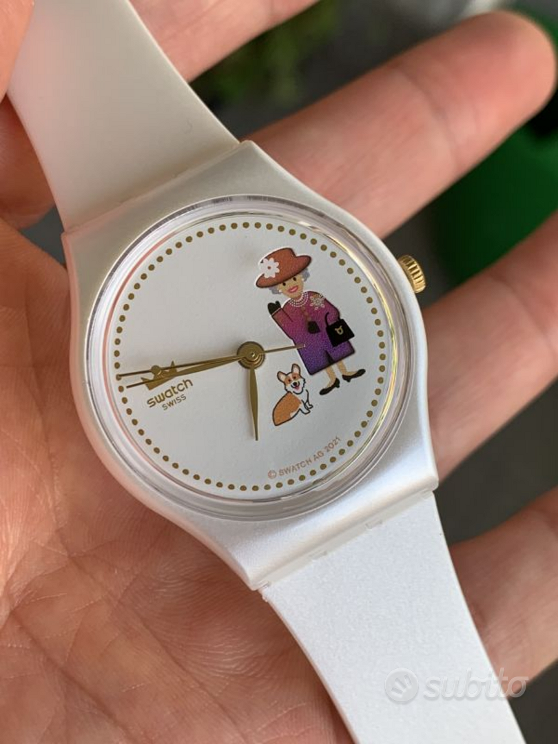 Orologio Swatch Queen Elizabeth regina inghilterra - Abbigliamento e ...