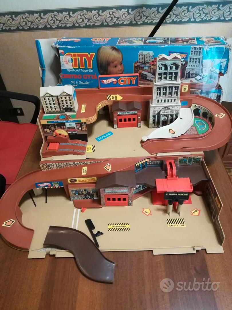 2 Hot Wheels playset anni 1980 - Collezionismo In vendita a Caltanissetta
