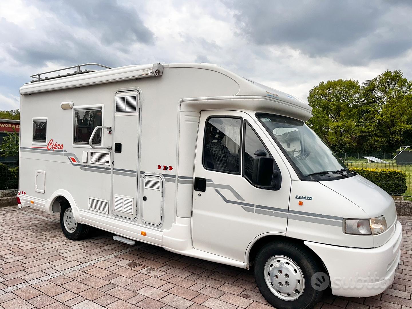 Semi-integrale 2.8 Turbo diesel - Caravan e Camper In vendita a Varese