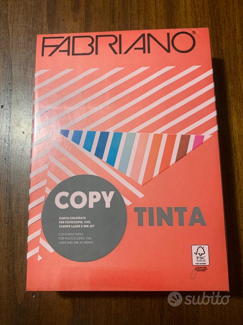 Risma carta A4 Fabriano colore rosso - Informatica In vendita a Cuneo