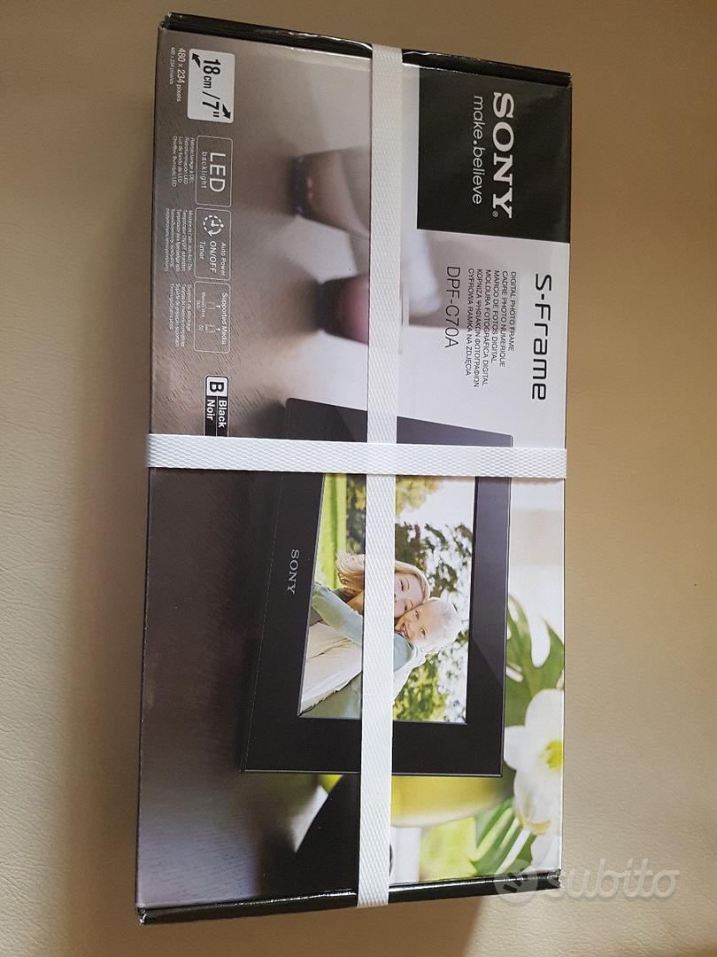 SONY CORNICE DIGITALE S-FRAME DPF-C70A Led display - Fotografia In ...