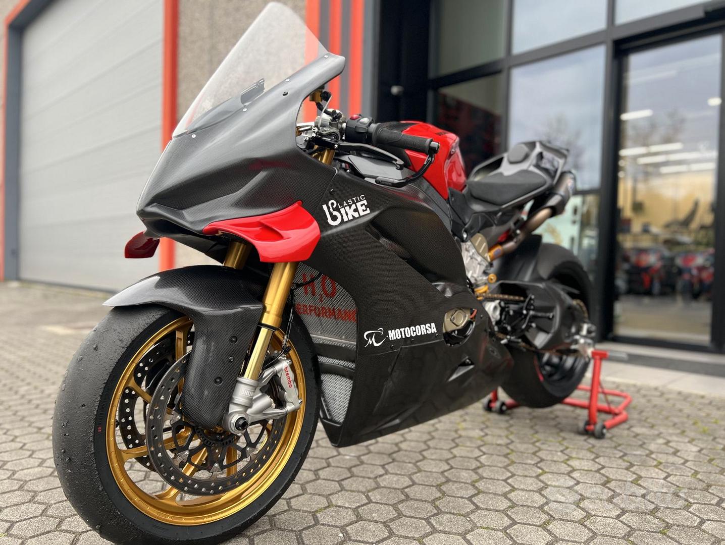 Subito - M.MOTOCORSA - Kit carena Racing carbonio Panigale V4 2025 ...
