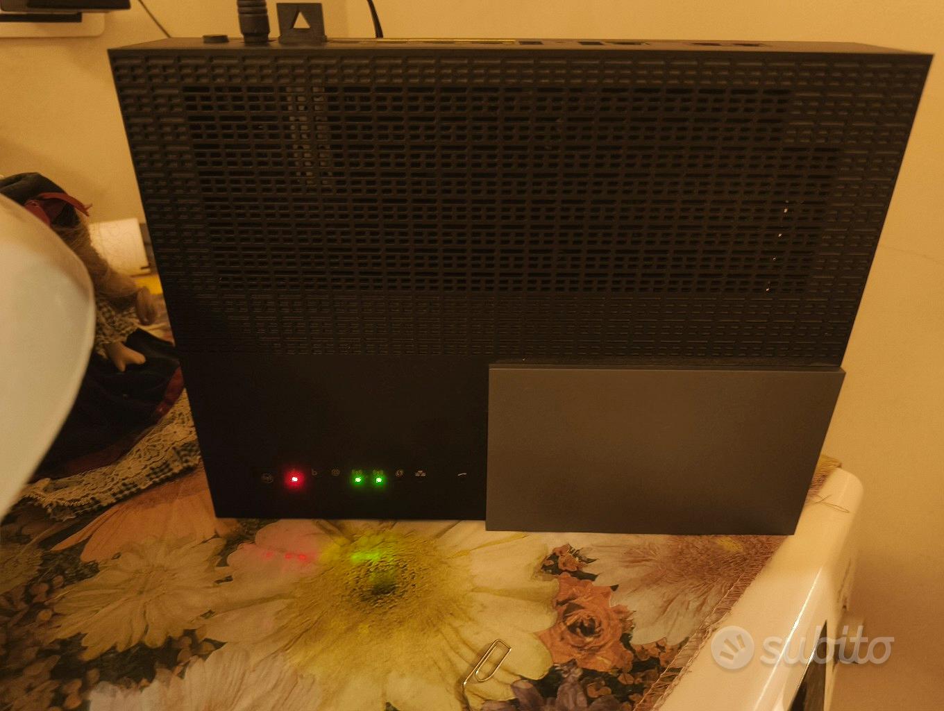 modem router Tim hub fibra - Informatica In vendita a Milano