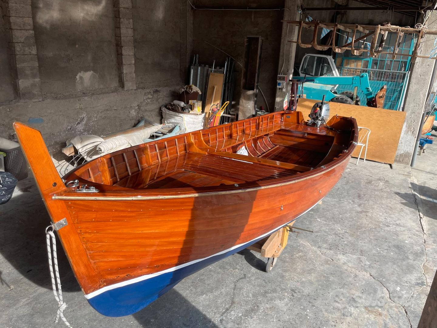 BARCA IN LEGNO 6 mt LANCIA "Cantiere Montisola" - Nautica In vendita a ...