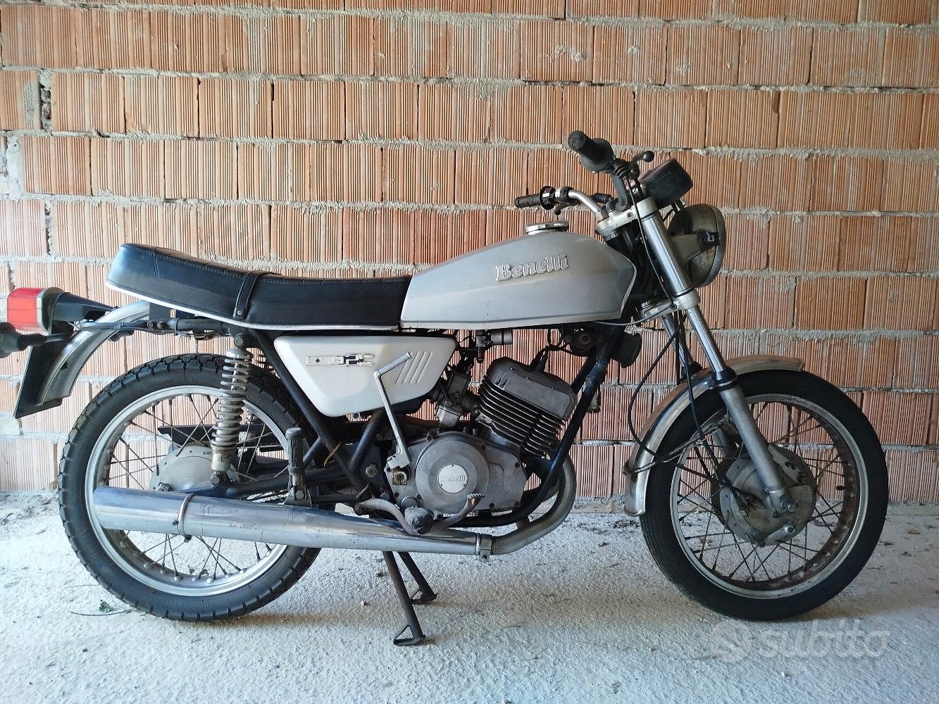 ricambi Benelli 2c 250 - Accessori Moto In vendita a Macerata