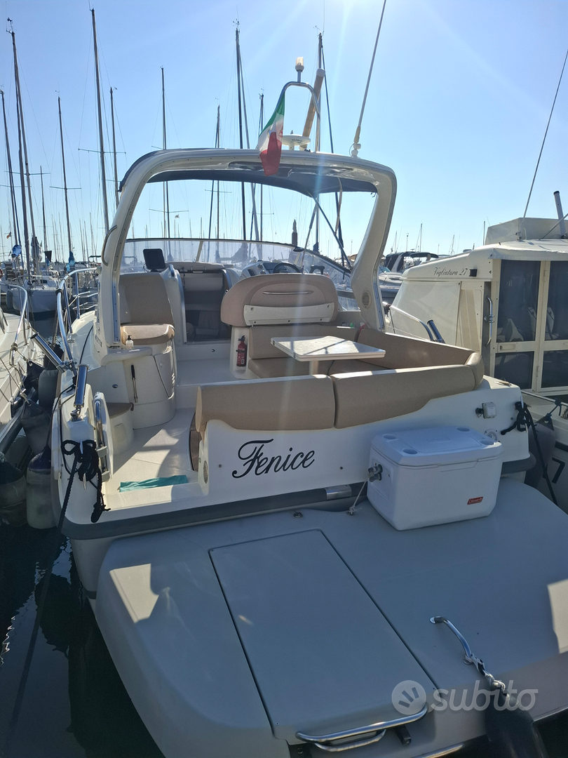 Cranchi zaffiro 29 (2008)diesel usato - Nautica In vendita a Lucca