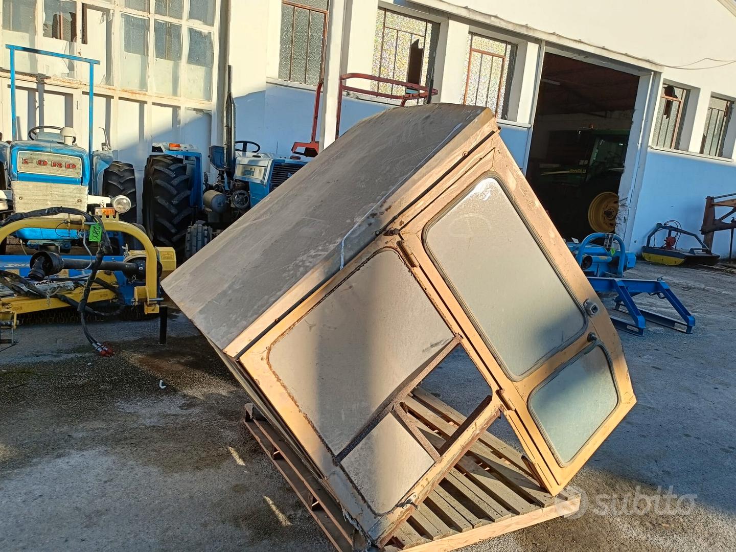 Subito - BA.GI.SRL - cabina per Fiat Allis cingolata - Veicoli commerciali In vendita a Verona