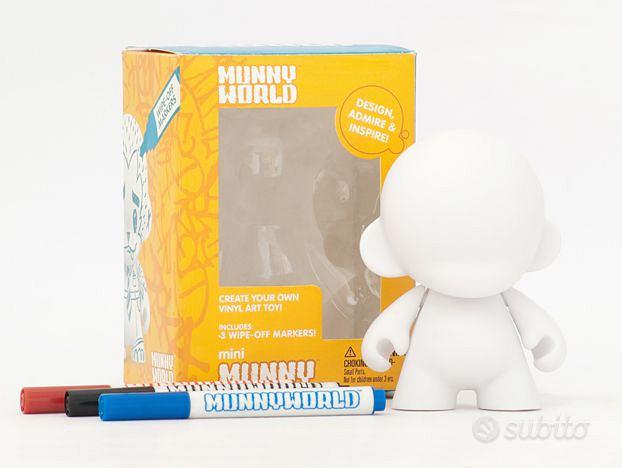 Kidrobot Mini Munny MunnyWorld (3 Markers Inclusi) - Collezionismo In ...
