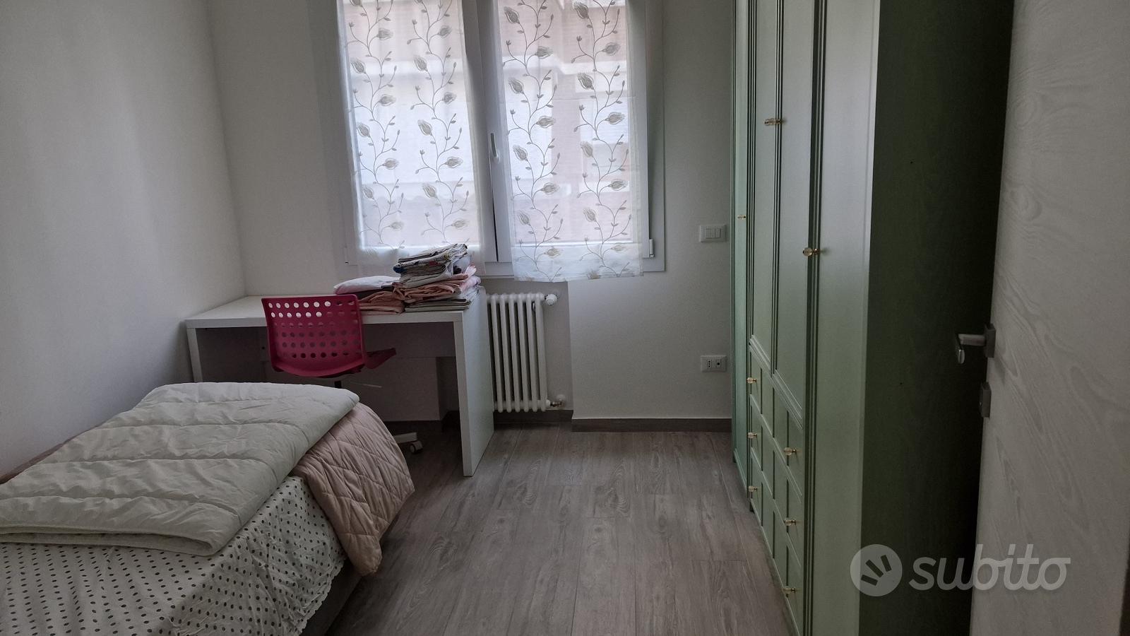 Camere per studentesse - Camere/Posti letto In affitto a Padova