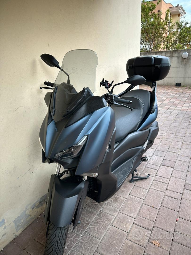 Yamaha Xmax 300/ 2022 come nuovo - Moto e Scooter In vendita a Pescara