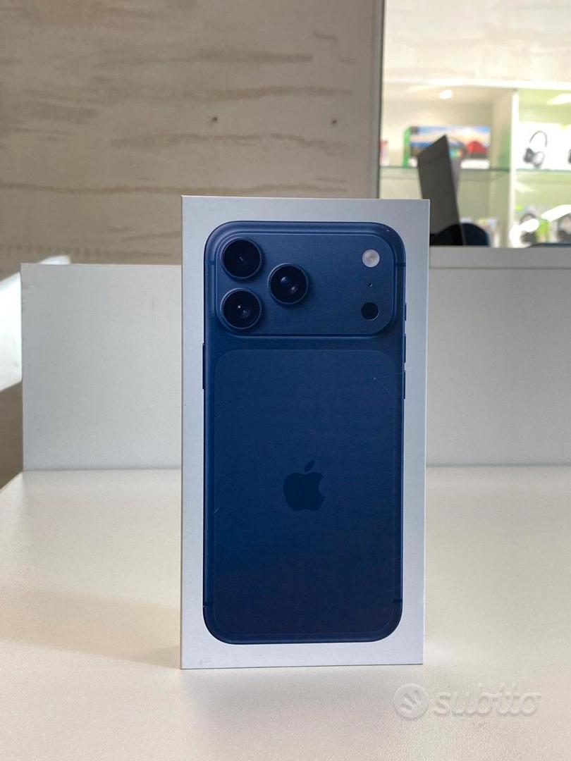 iPhone 17 Pro Max 256GB Blu - Telefonia In vendita a Brescia