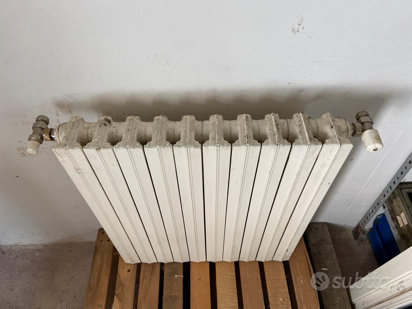 Termosifone in ghisa incluse valvole 10 el 68 cm - Giardino e Fai da te ...