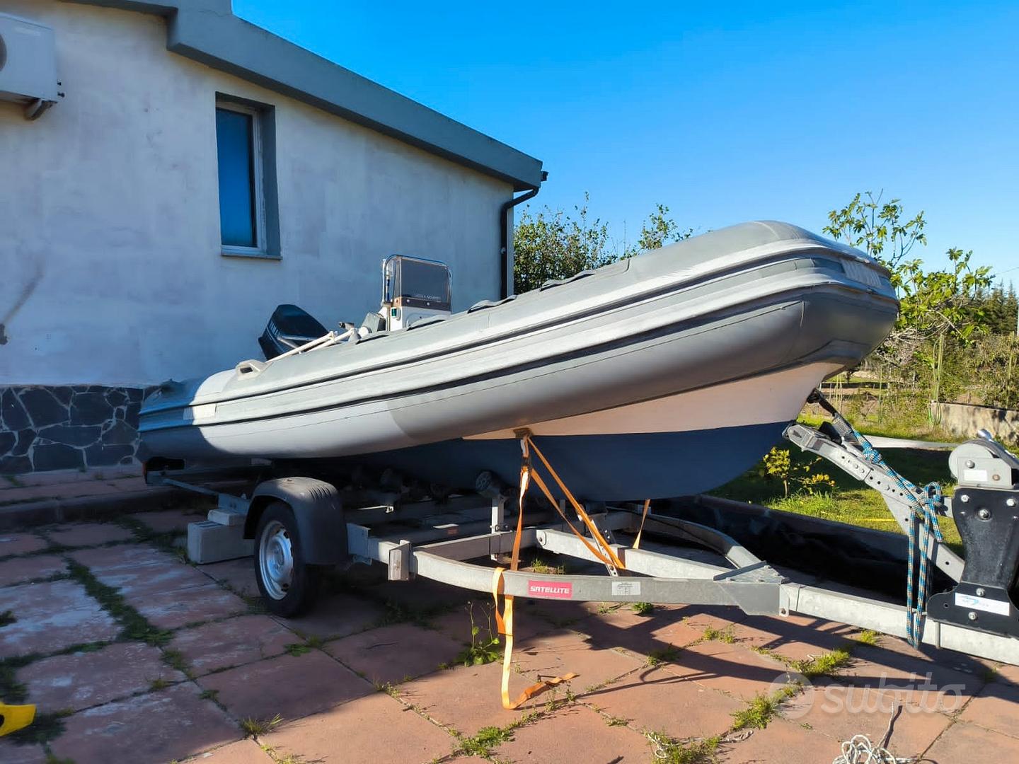 Gommone, motore e carrello - Nautica In vendita a Sassari