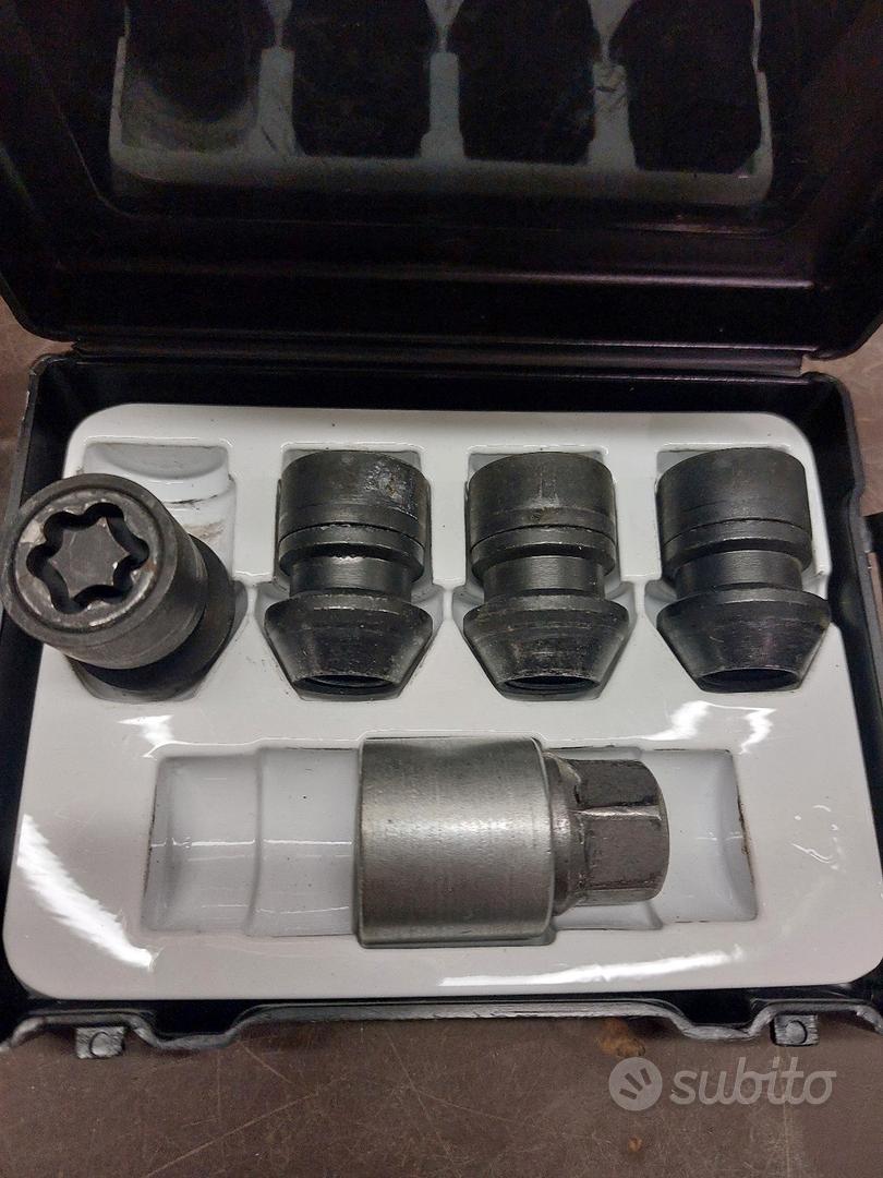 kit dadi antifurto ruota - Giardino e Fai da te In vendita a Bergamo