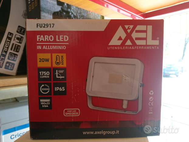 Faro led 20w - Giardino e Fai da te In vendita a Reggio Emilia