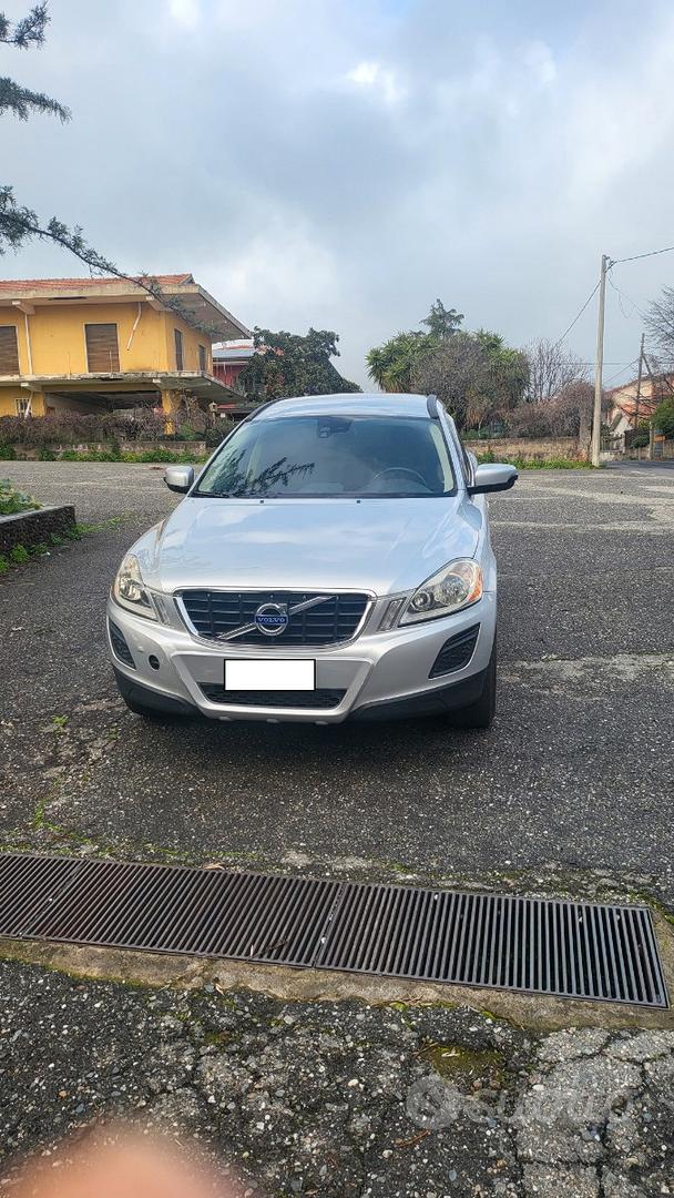 Volvo xc60 (2008-2018) - 2011 - Auto In vendita a Catania
