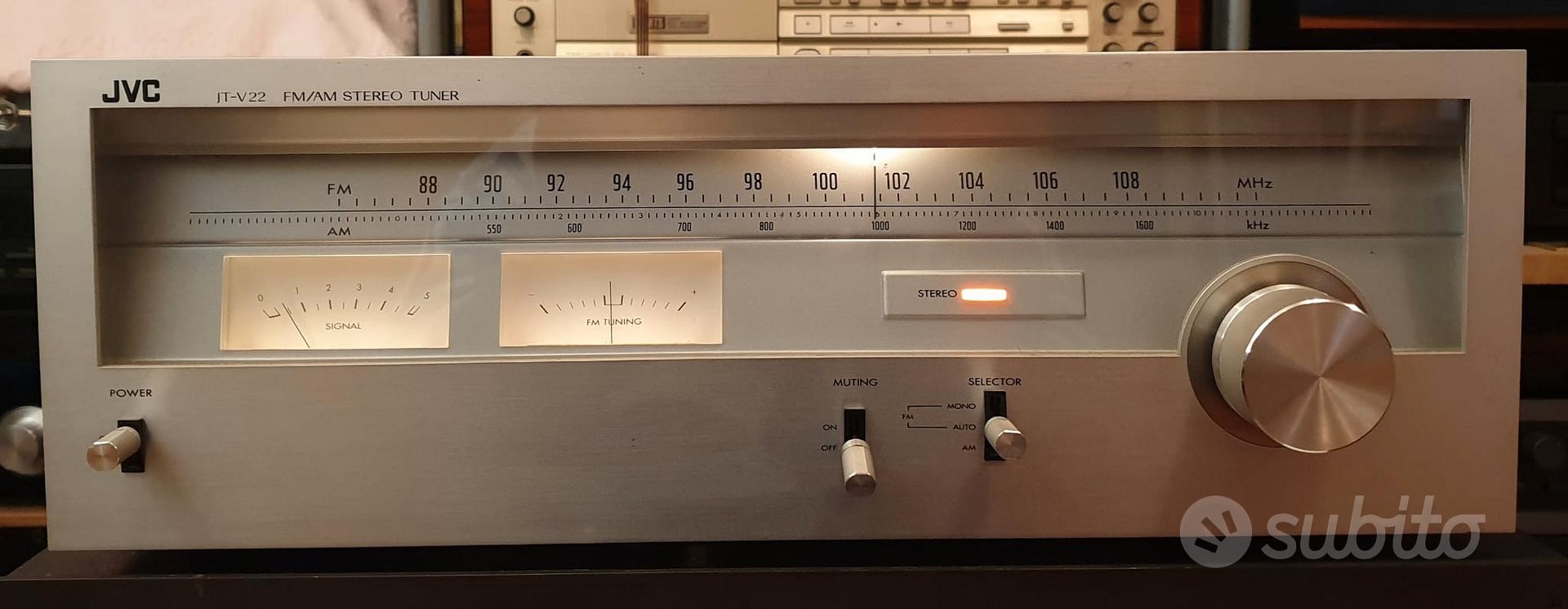 JVC Tuner mod. JT- V22 - Audio/Video In vendita a Vercelli
