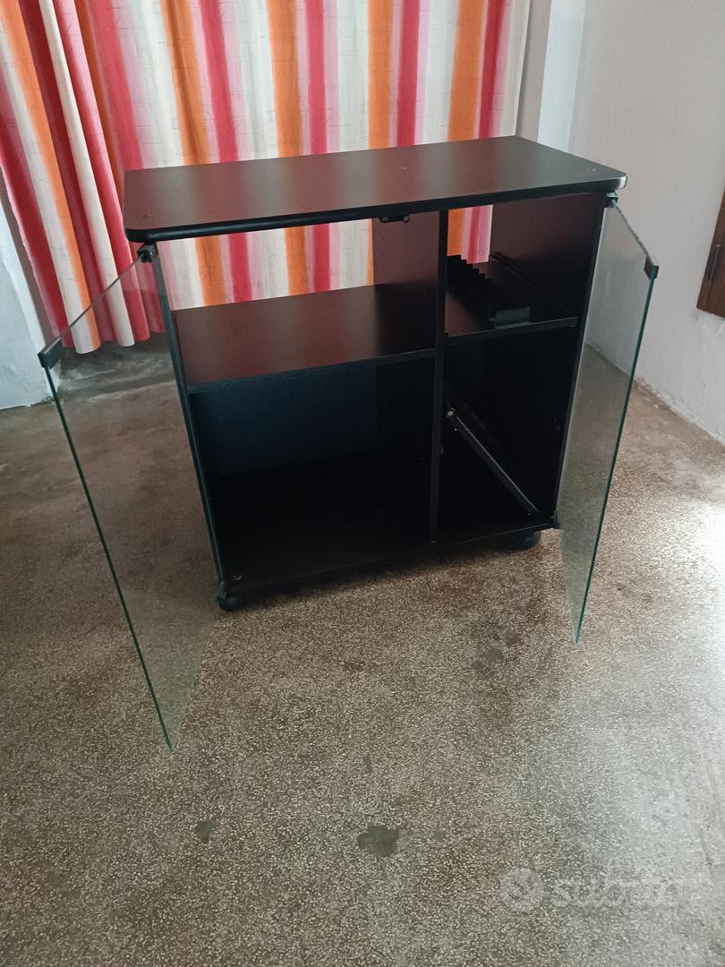 Mobile porta TV e CD con ante in vetro. - Arredamento e Casalinghi In ...