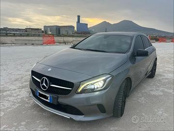 Mercedes classe a 180 - Auto In vendita a Napoli