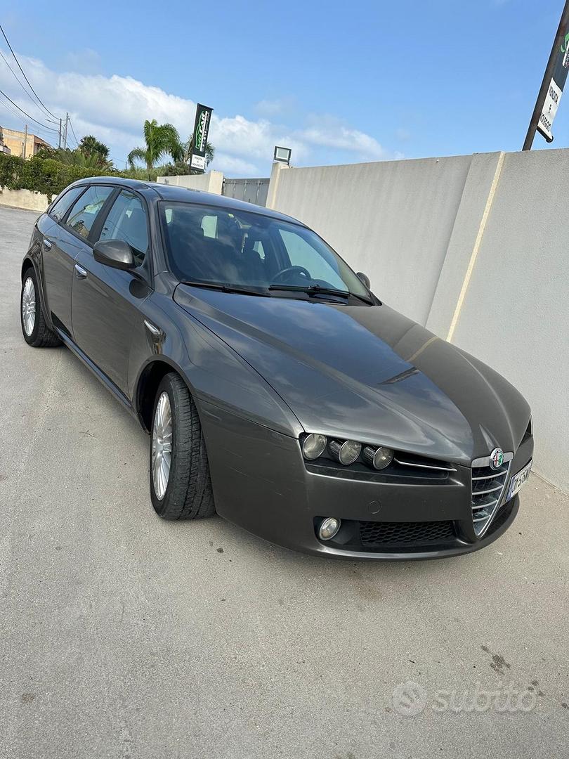 Subito - Auto One srls - Alfa Romeo 159 1.9 JTDm 16V 150 CV Distinctive ...