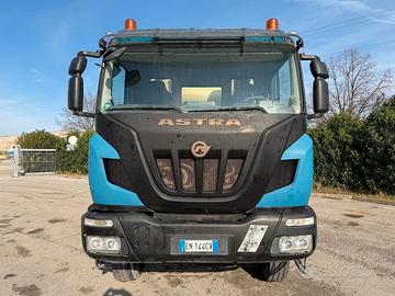 Subito - BETON MARK SRL - ASTRA HD9 84-48 con betoniera CIFA SRY1300 ...