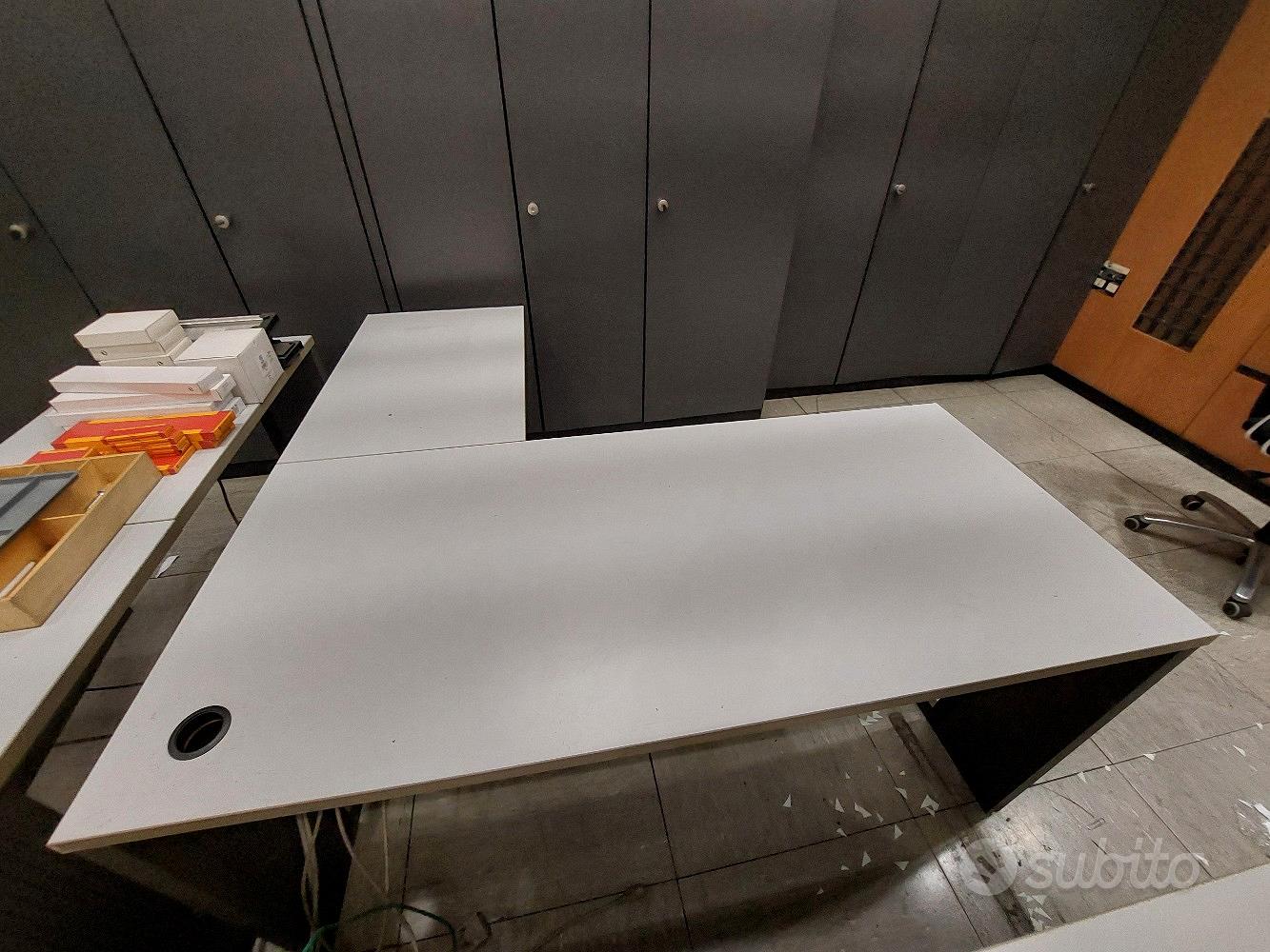 scrivania con penisola ufficio 160cm + cassettiera - Arredamento e ...