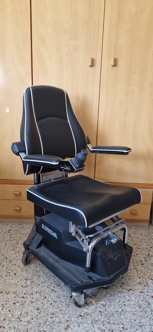 Sedia a rotelle elettrica Suprema - Altri In vendita a Palermo