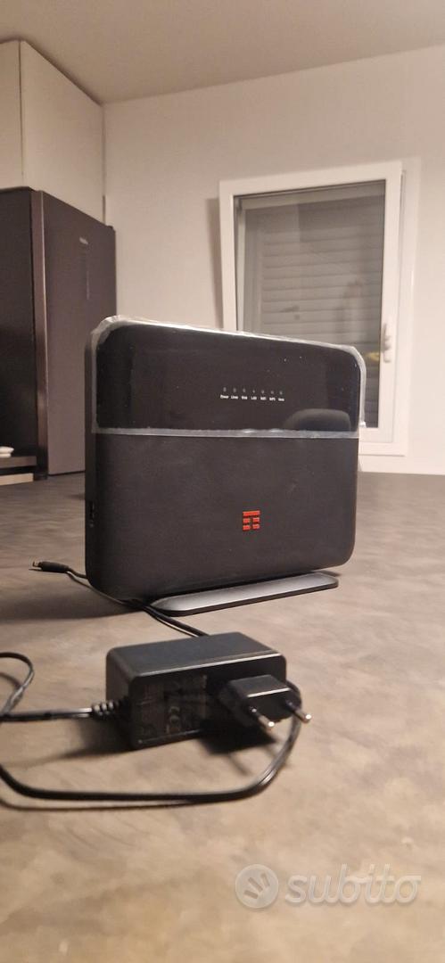 Router Modem Tim Hub+ZT-E ZXHN H2740 con Wi-fi 6 - Informatica In ...