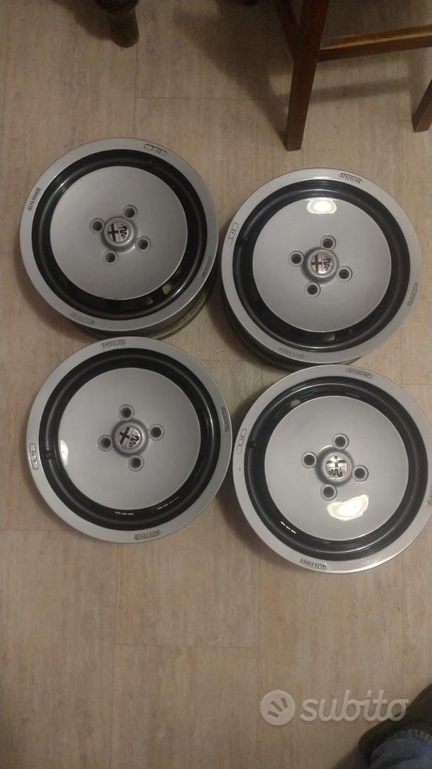 Cerchi SPEEDLINE per Giulietta o Alfetta 14 - Accessori Auto In vendita ...