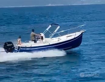 Gozzo planante fuoribordo - Nautica In vendita a Pistoia