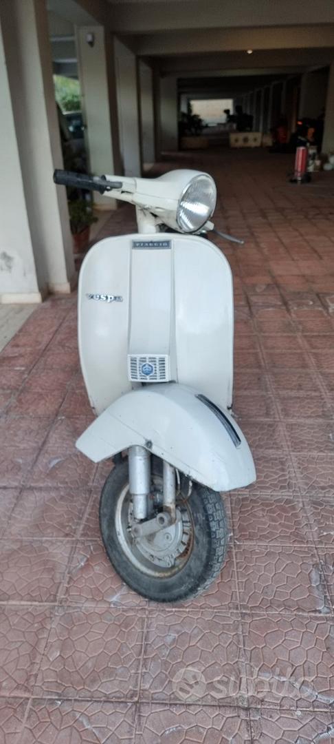 Piaggio Vespa P 150 X senza frecce - Moto e Scooter In vendita a Messina