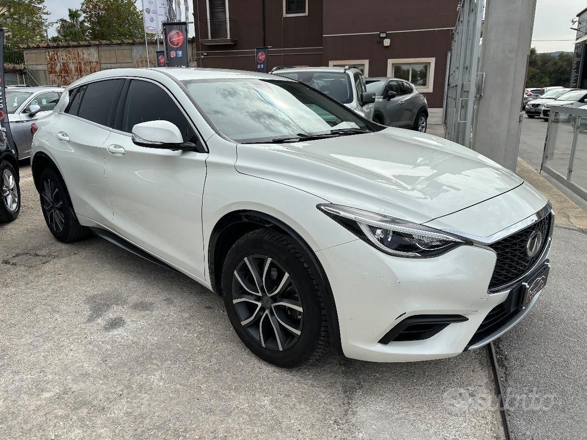 INFINITI Q30 usata in vendita - Subito.it