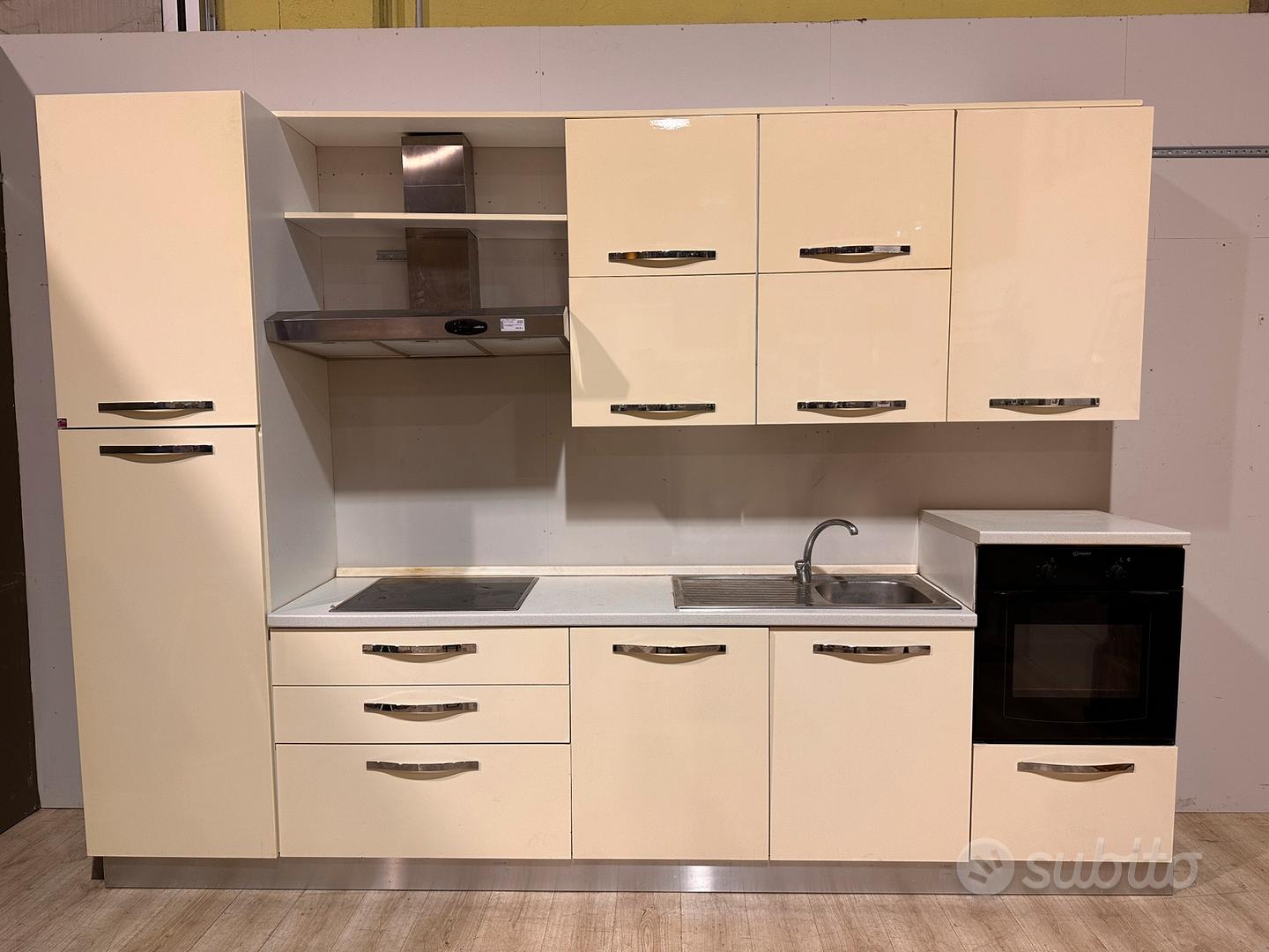 Subito - Mercatino Mobil Discount - Cucina lineare color panna ...