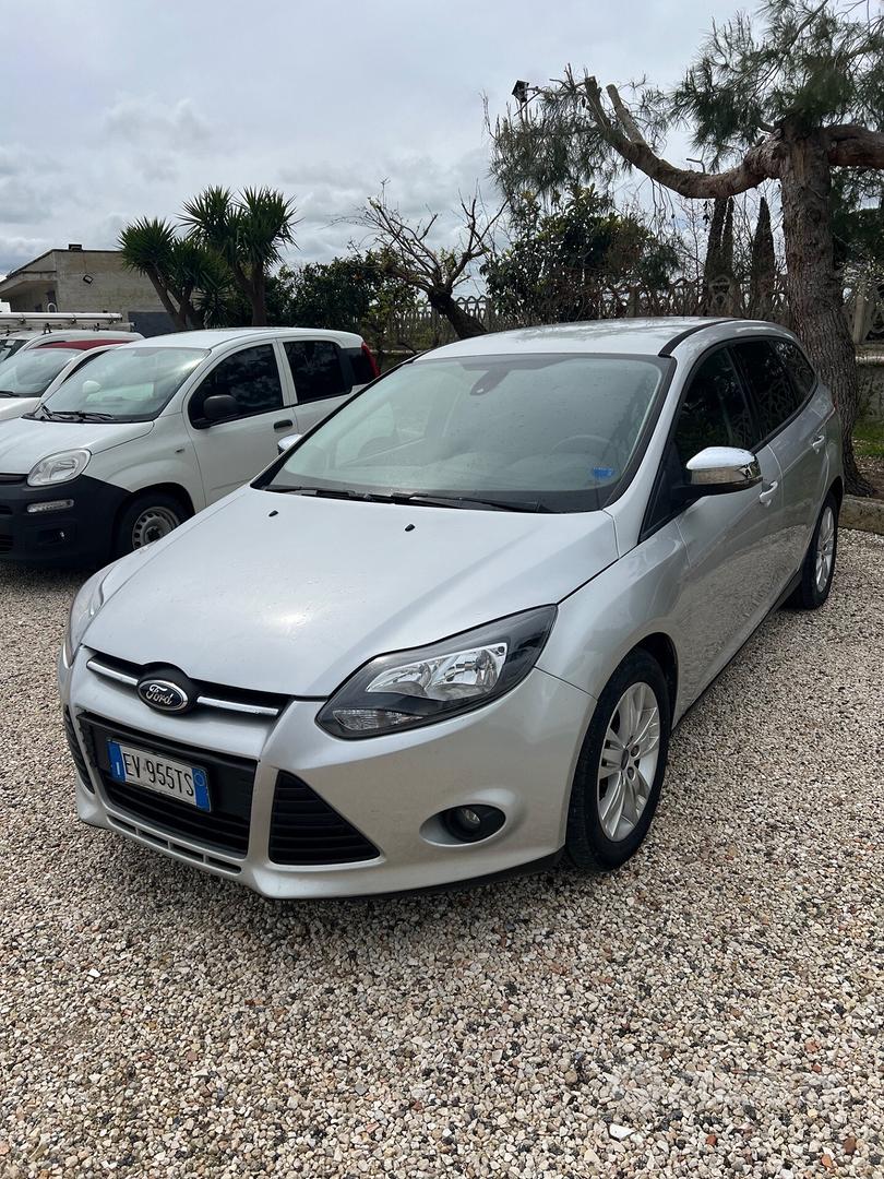 Subito - COZZETTO AUTO ORIA - Ford Focus 1.6 diesel 2014 - Auto In ...
