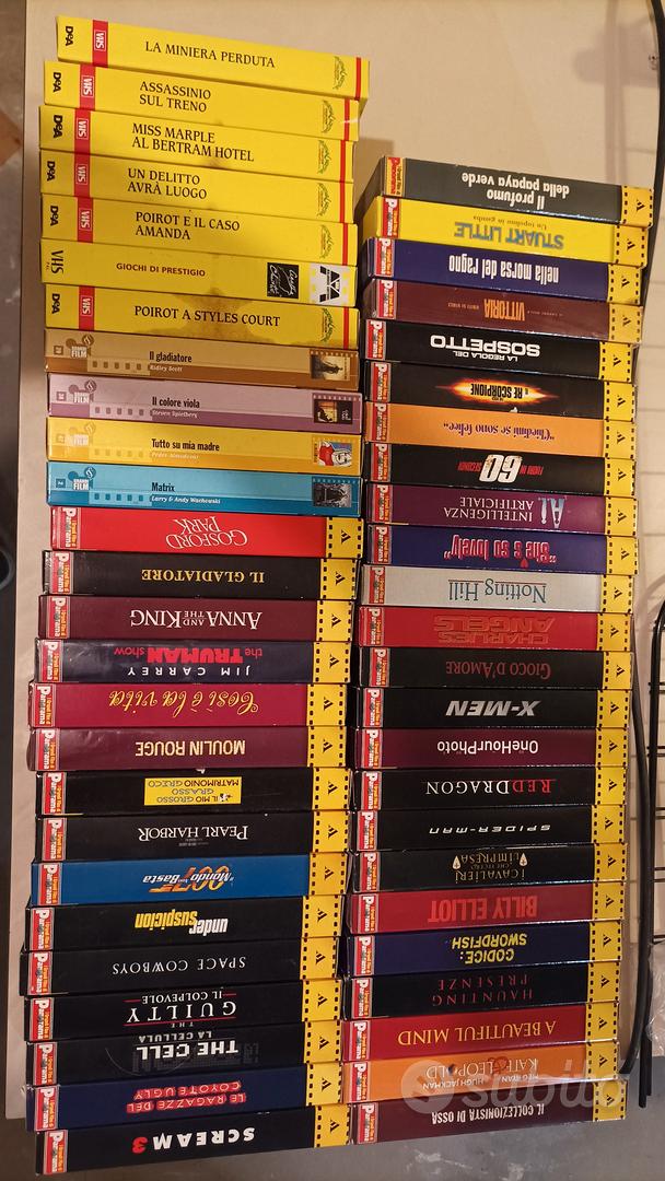 VHS vari films - Audio/Video In vendita a Treviso