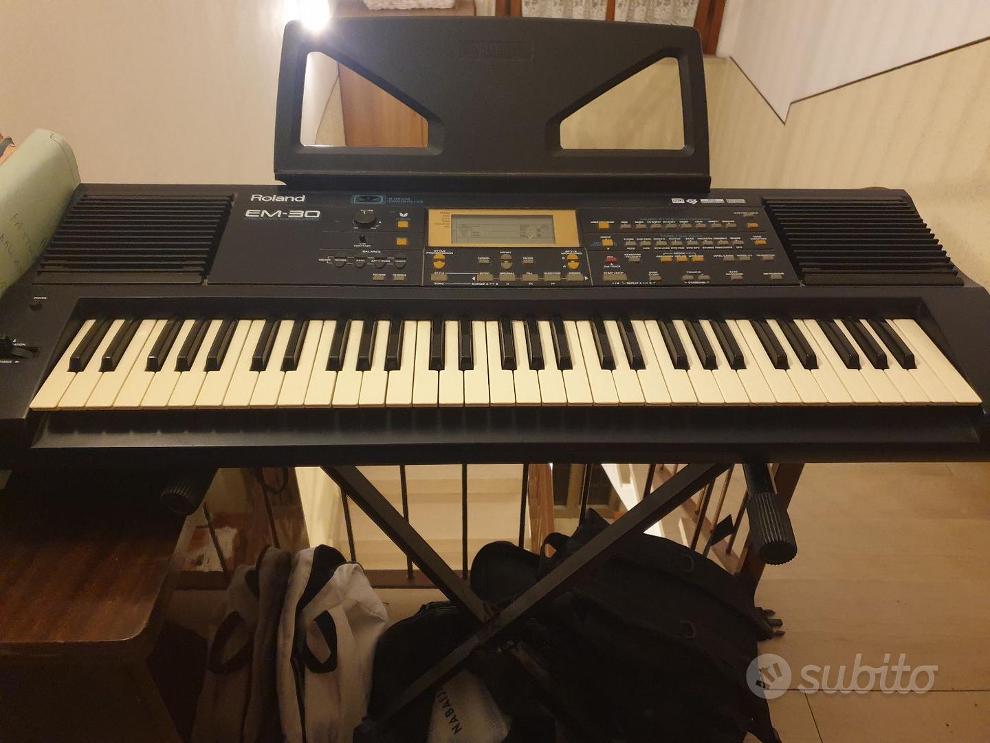 Tastiera Roland EM-30 - Strumenti Musicali In vendita a Verona