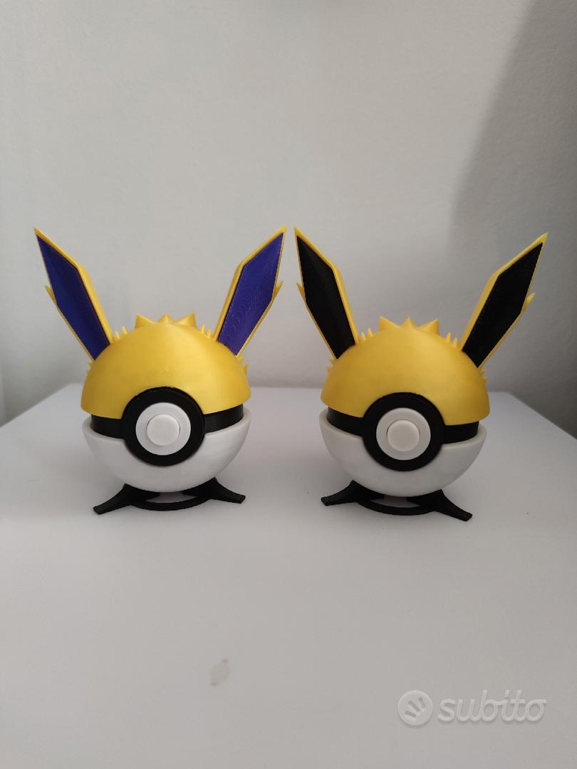 Jolteon Poke Ball Pokemon Pokeball Collezionismo In Vendita A Verona