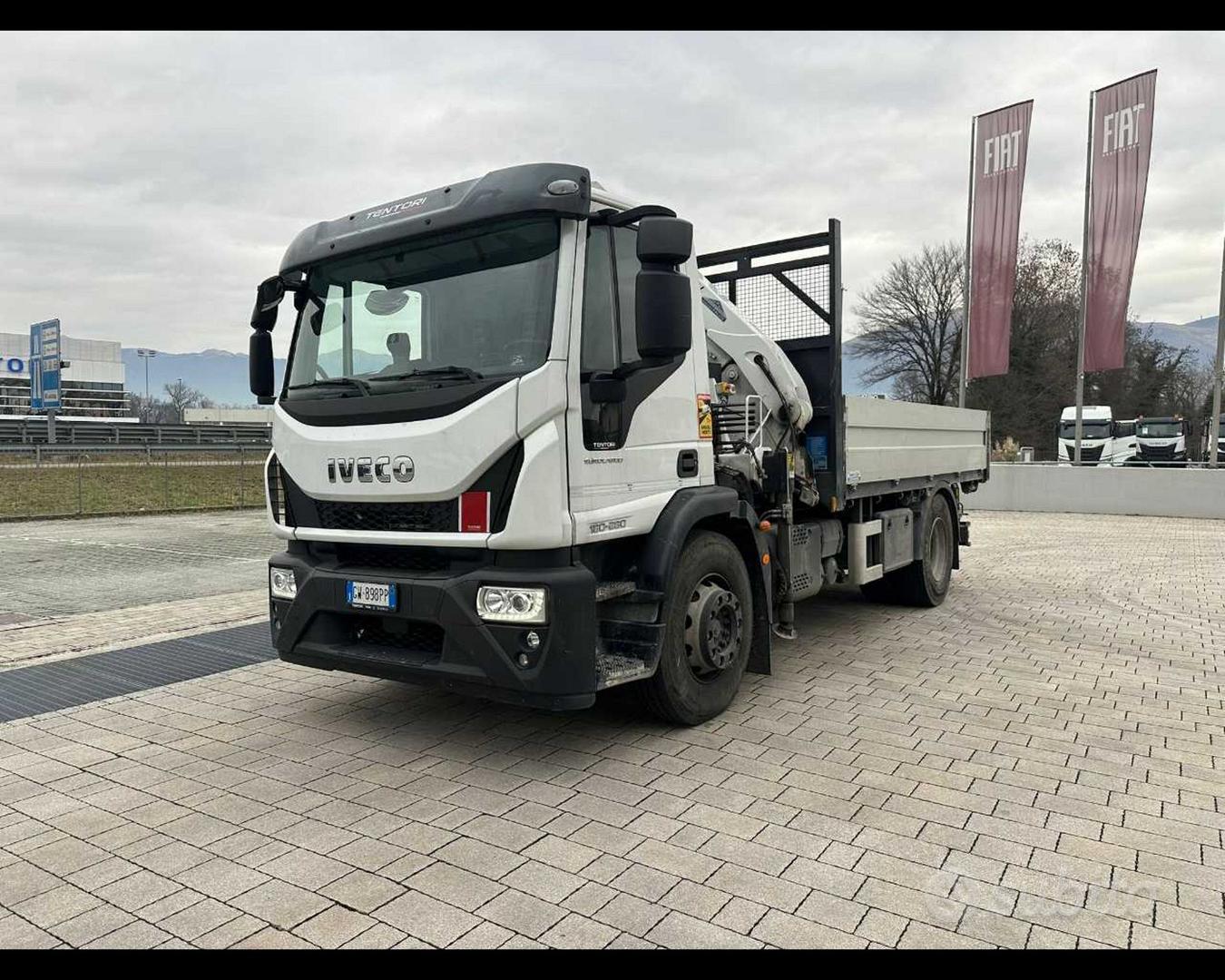 Subito - LOMBARDIA TRUCK - IVECO - ML180E28/P - CASSONE CON GRU ...