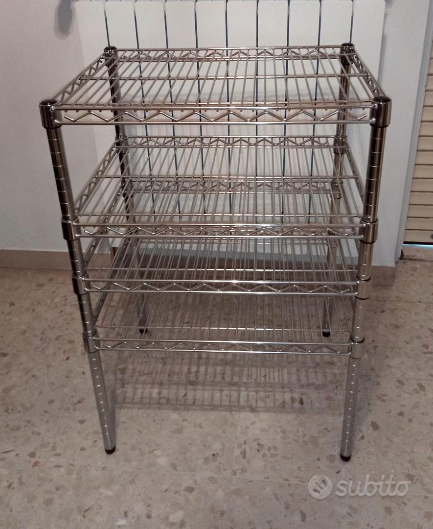 Scaffale a 4 piani in acciaio cromato - Arredamento e Casalinghi In ...