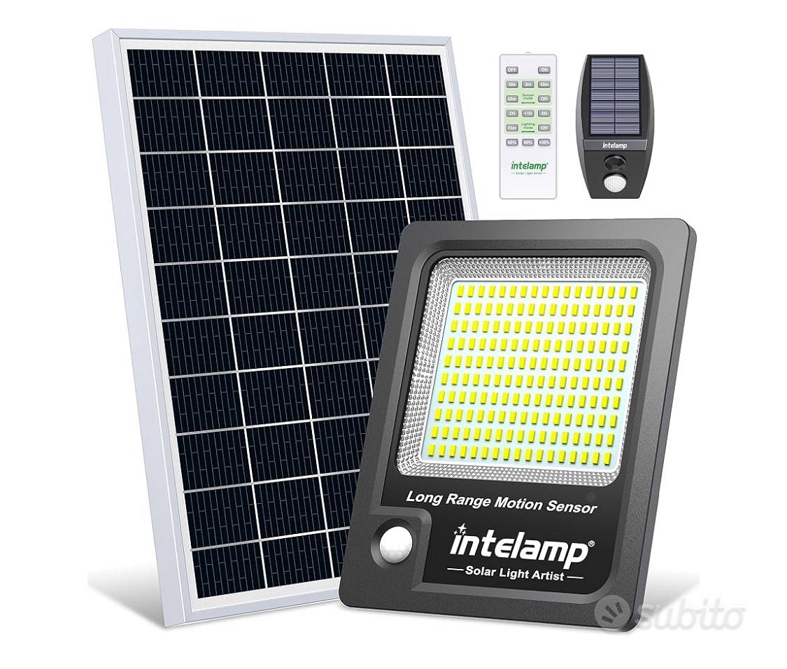 Faro led esterno con pannello 12000mAh - Giardino e Fai da te In ...