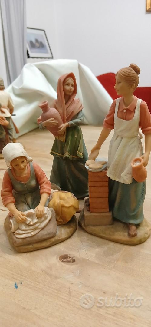 3 Statuette Presepe Figure Femminili - Collezionismo In vendita a Bari