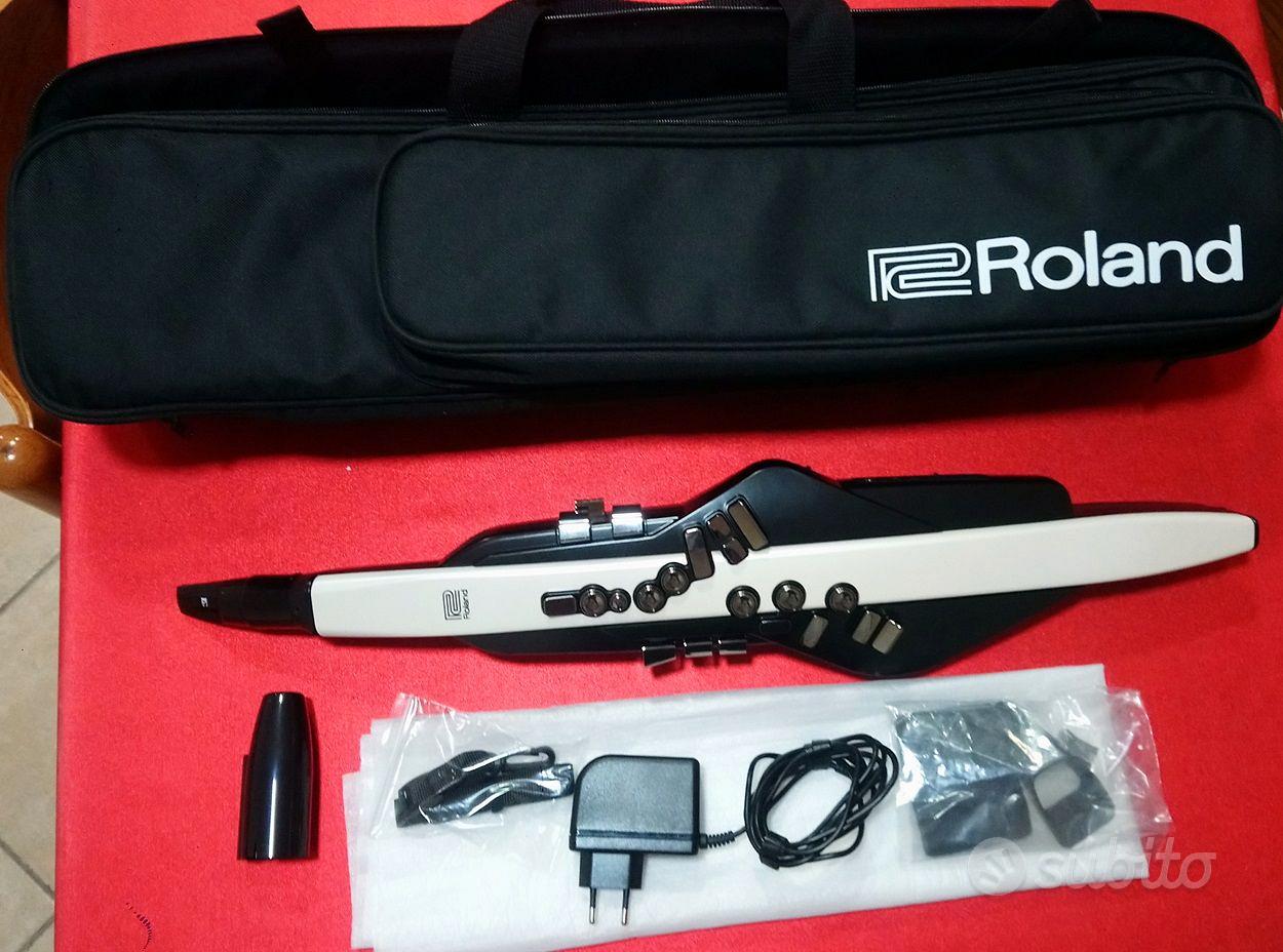 SAX AEROPHONE ROLAND AE-20 - Strumenti Musicali In vendita a Bergamo