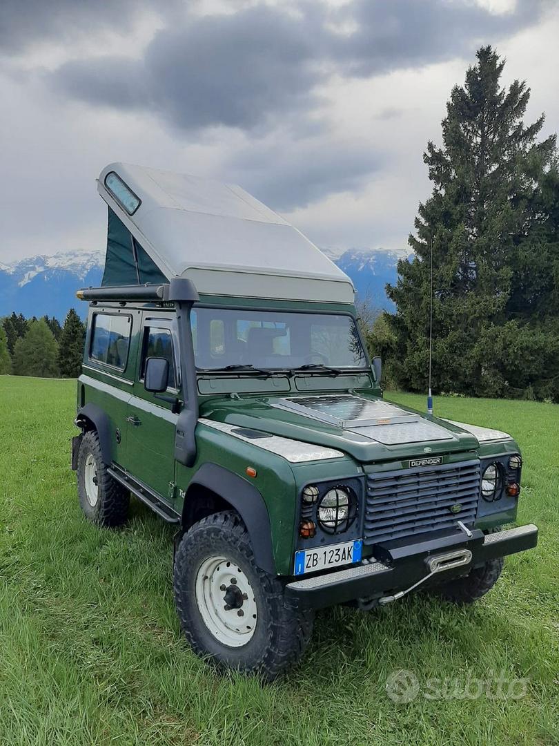 Defender 90 camperizzato - Caravan e Camper In vendita a Trento